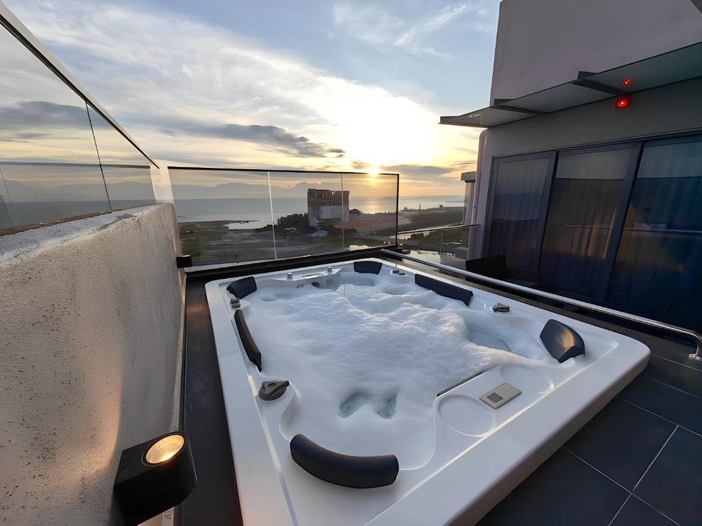 Attic Home Melaka Imperio Residence & Jonker, Malacca (updated prices 2026)