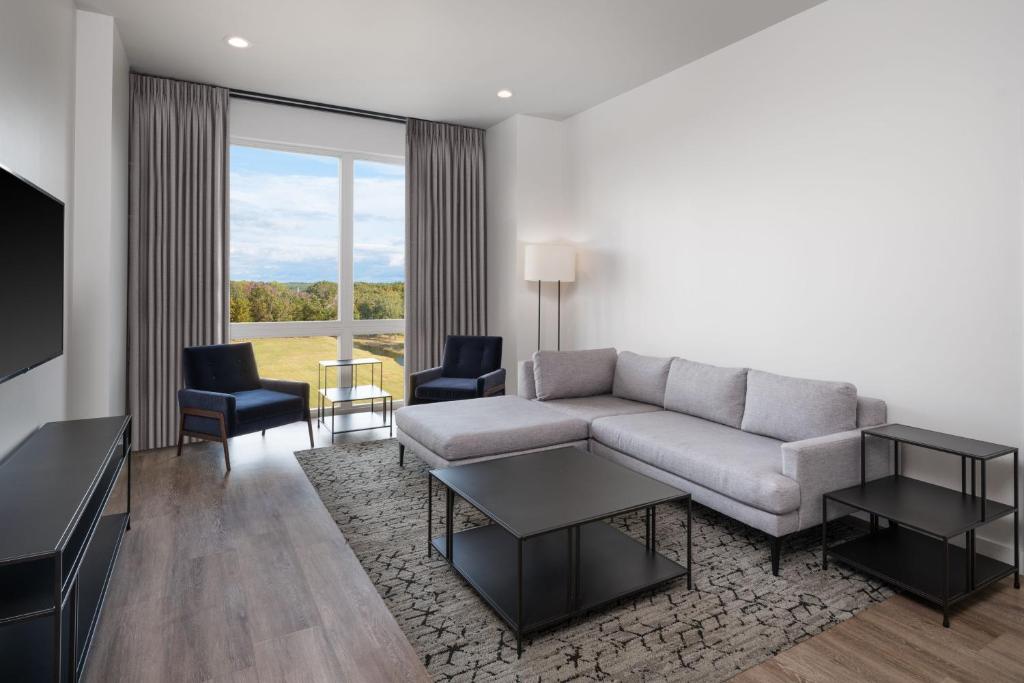 Sheraton Flowood The Refuge Hotel & Conference Center, Flowood (updated ...