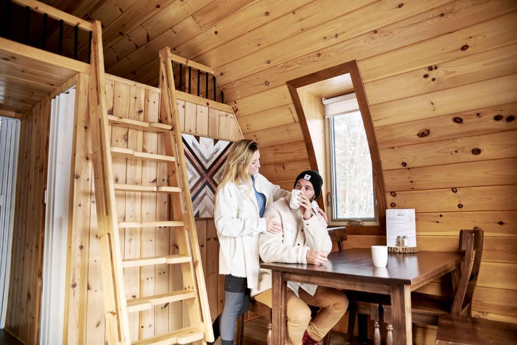 Resort Village Parc Omega, Montebello, Canada - Booking.com