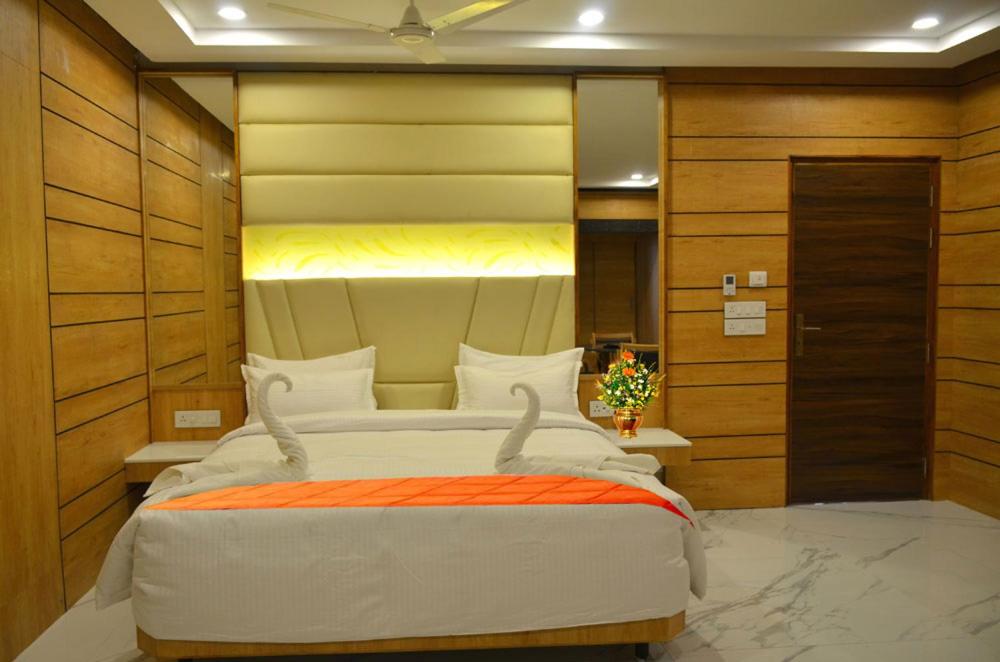 DWARKA PALACE, Madurai – Updated 2023 Prices