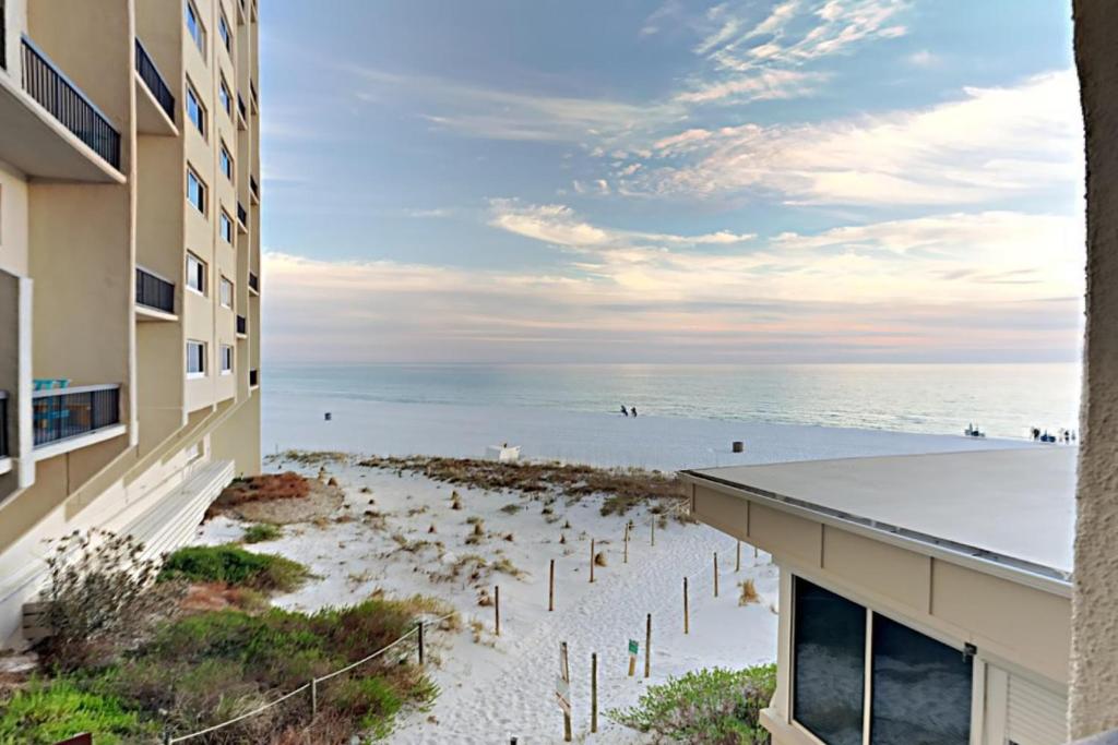 Pinnacle Port a-121 - Shore Beats Work, Panama City Beach (preços ...