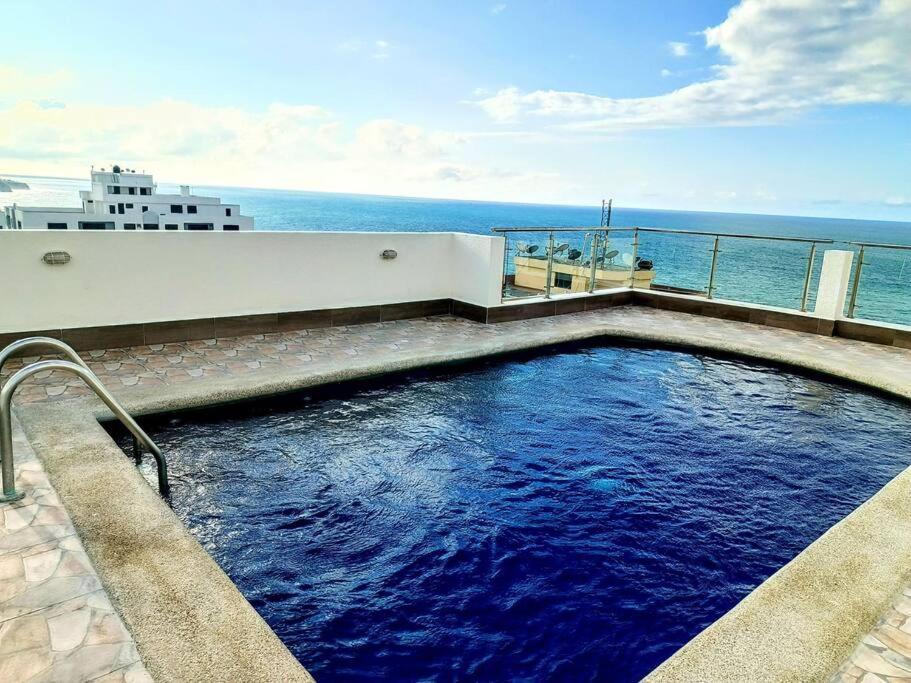 Suite de Una Habitación con Vista al Mar y Piscina en Manta, Manta ...