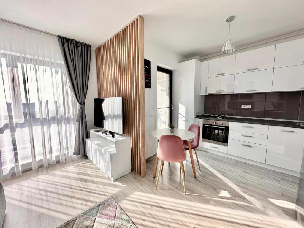 At the TOP Plaza Studio, Bucharest (updated prices 2026)