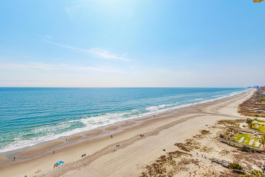 Immaculate Oceanfront Penthouse Suite With Amazing Updates!-Caravelle ...