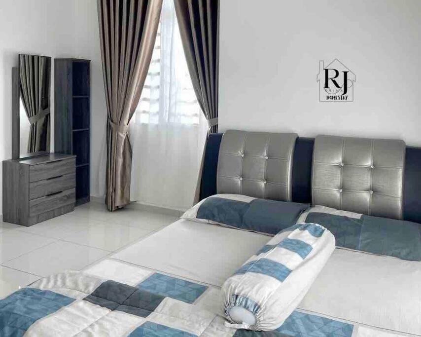 RJ Prima (UMT, UniSZA, Spacious, Beach + Netflix), Kuala Terengganu ... RJ Prima (UMT, UniSZA, Spacious, Beach + Netflix), Kuala Terengganu ...