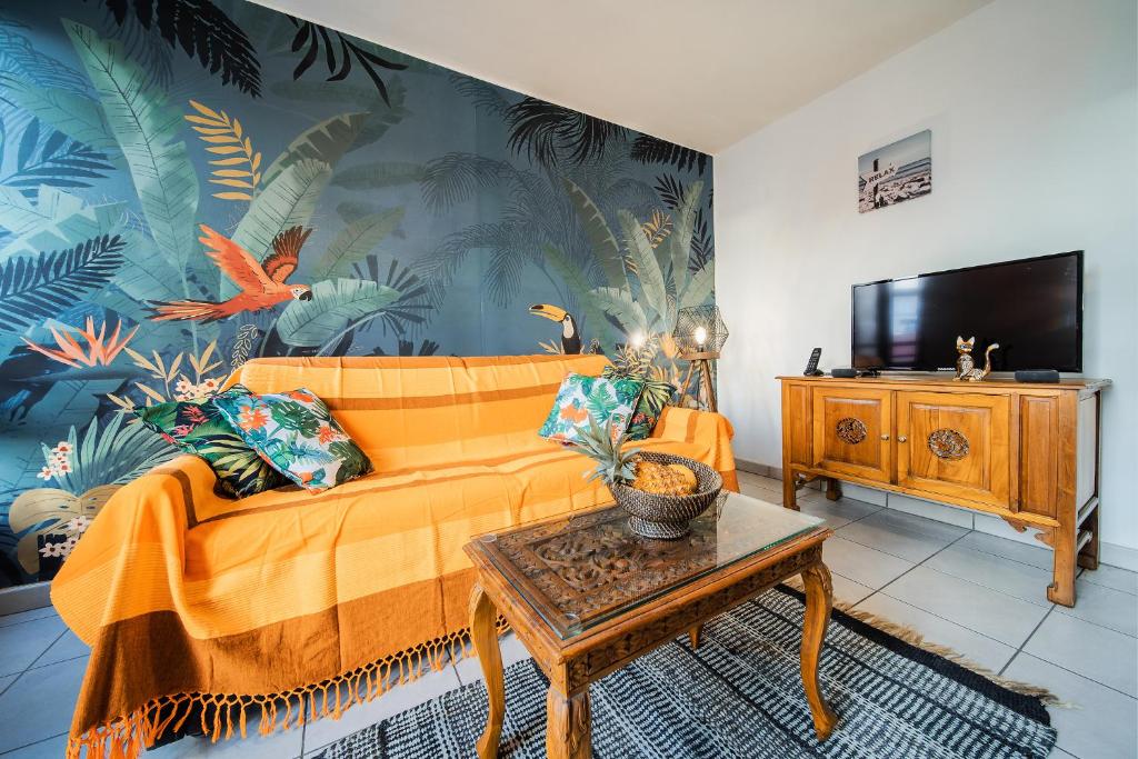 Ti case a moin - Joli T2 en bord de mer, Saint-Pierre (updated prices 2026)