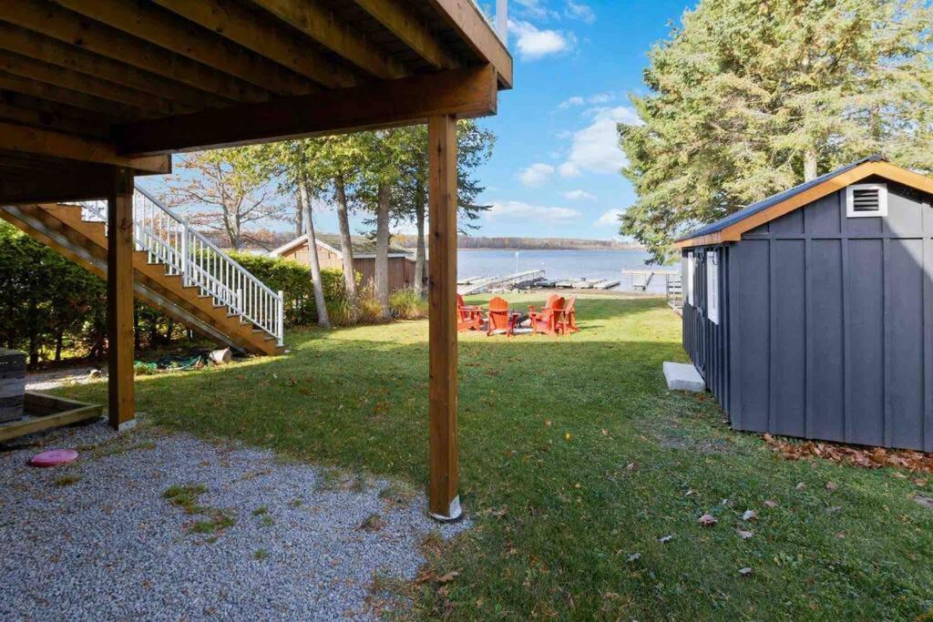 Impressive Modern Waterfront Home on Georgian Bay, Port McNicoll ...