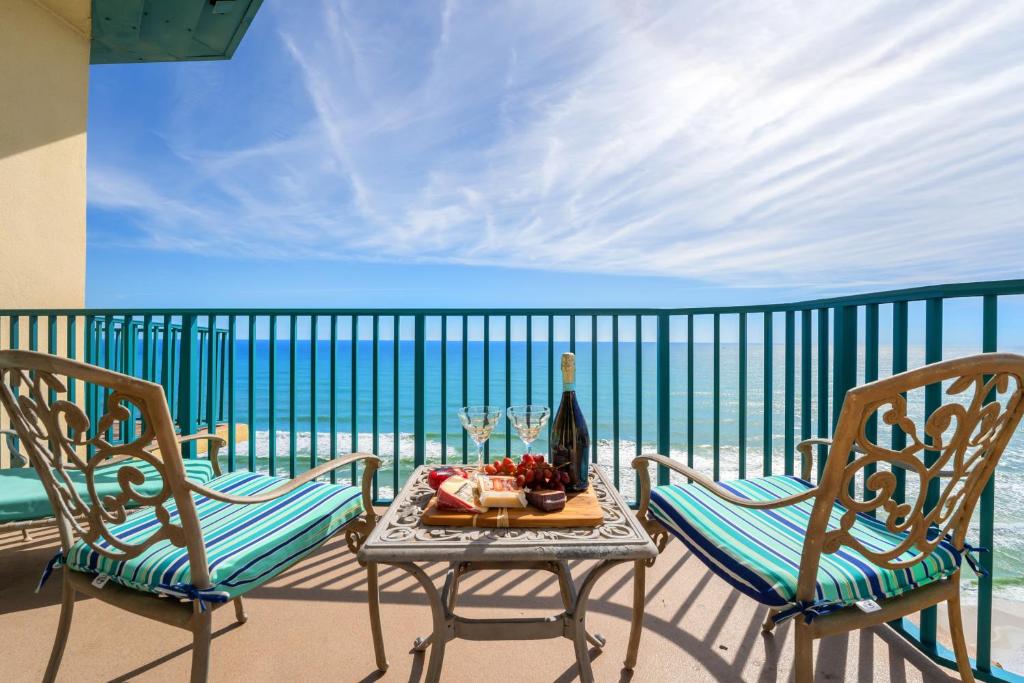 Jade East Towers 1950 by Newman-Dailey, Destin (updated prices 2026)