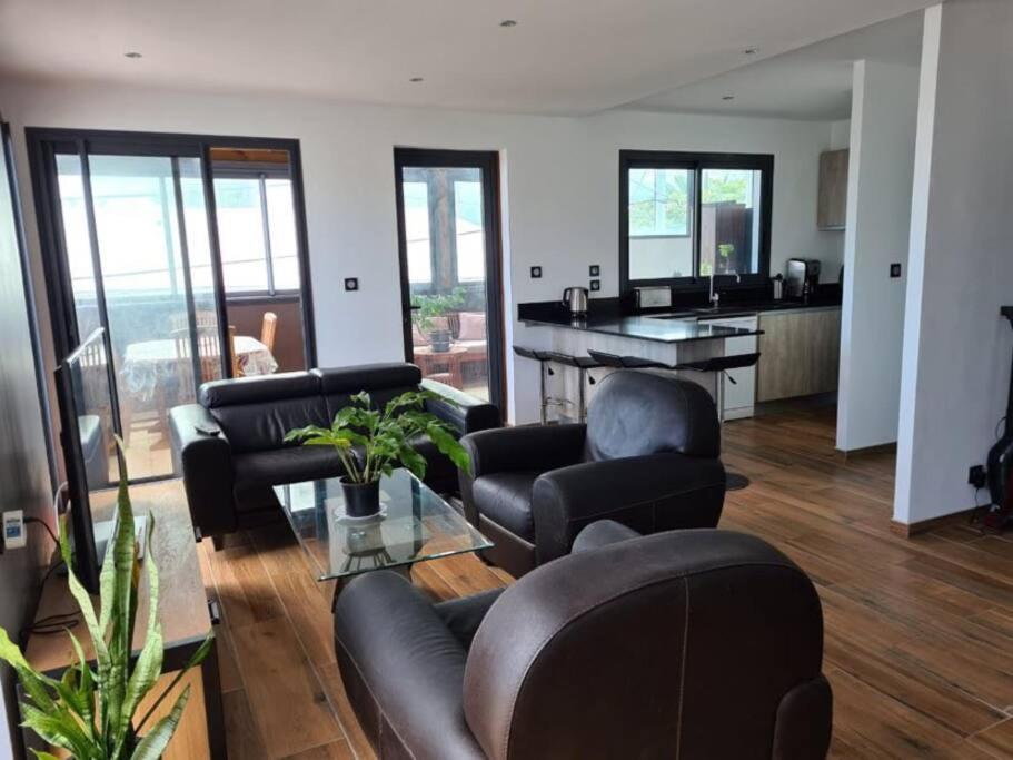 Chez Brigitte et Christian, Saint-Pierre (updated prices 2025)