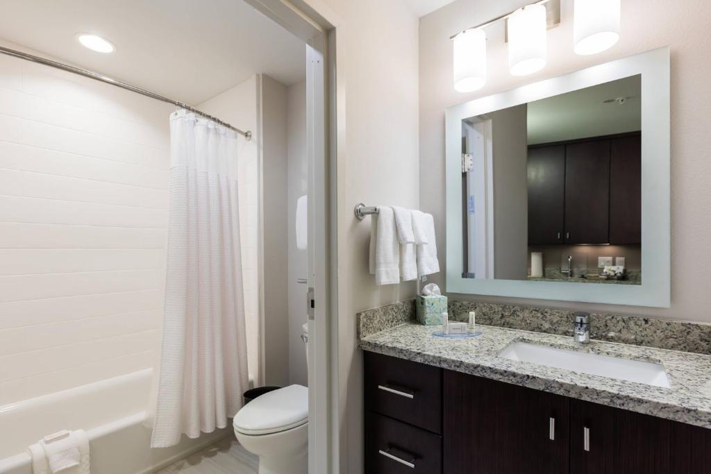 TownePlace Suites by Marriott Orlando at SeaWorld - With Free Shuttle ...