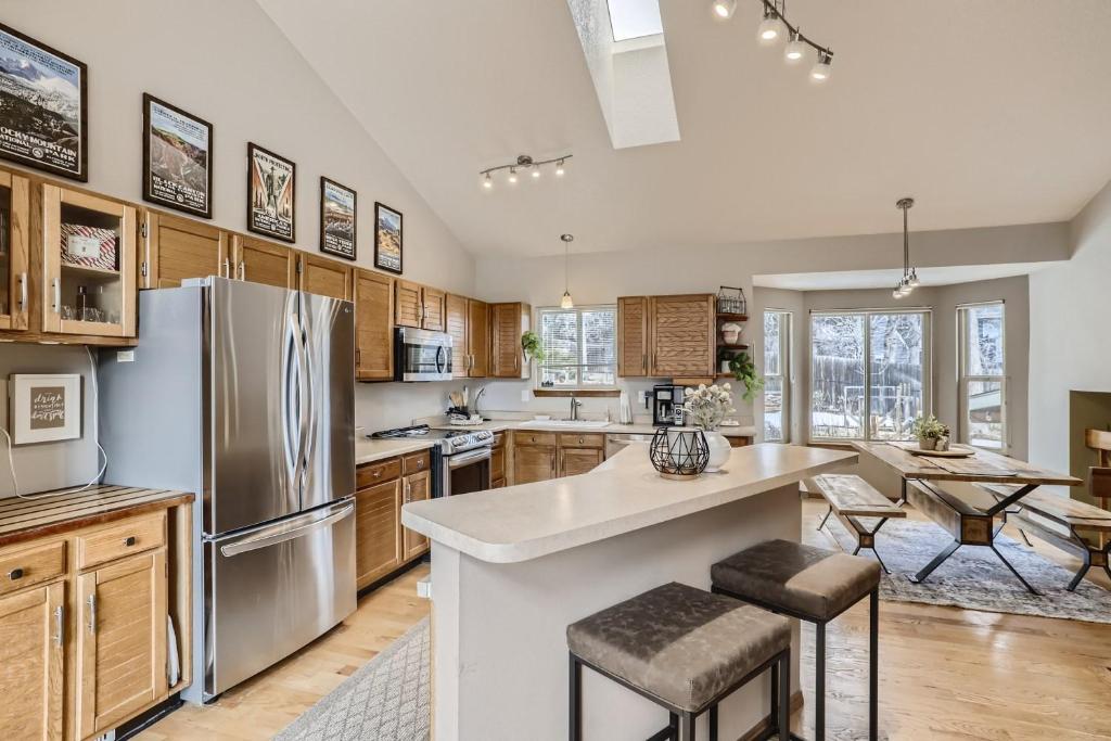 6022 Yank Ct, Arvada (updated prices 2026)
