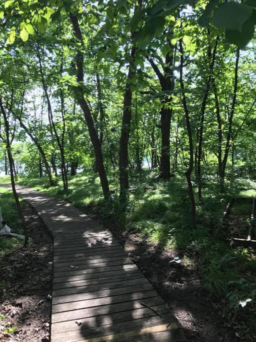 Restful Retreat on the Lake - Natural and Peaceful, Battle Lake ...