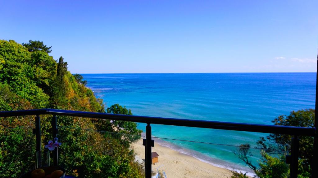 Byala Cliff Sea View Suite, Byala (updated prices 2025)