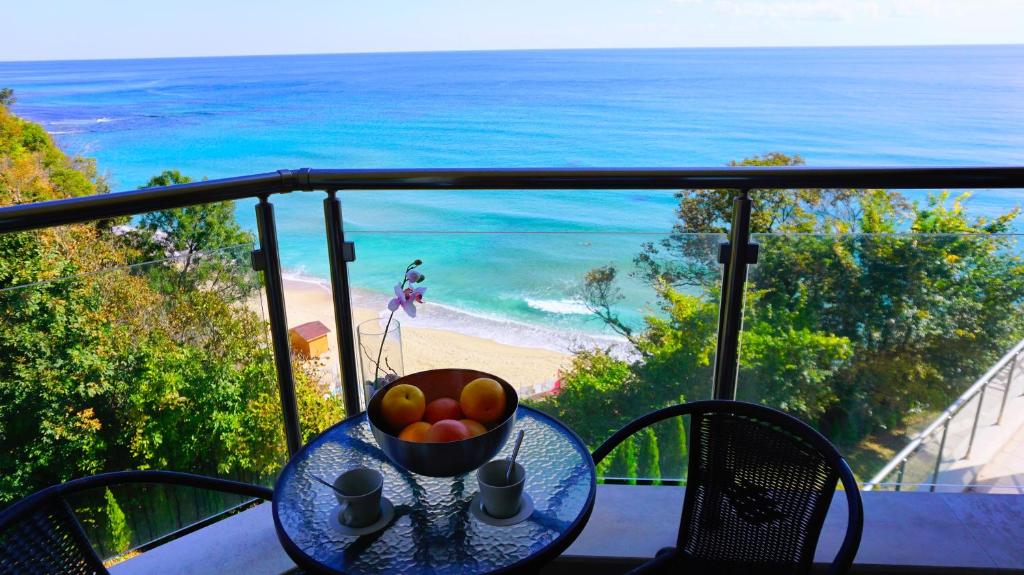 Byala Cliff Sea View Suite, Byala (updated prices 2025)