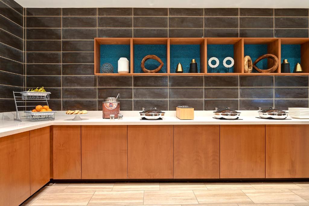 SpringHill Suites by Marriott Albuquerque University Area, Albuquerque ...