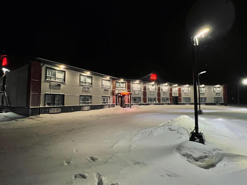 HWY 17 Hotel, Wawa – Updated 2023 Prices