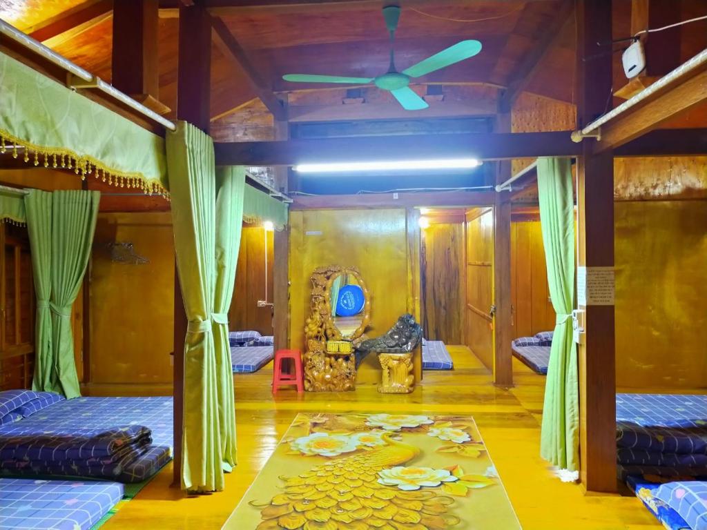 Homestay duy mạnh gần suối nước khoáng nóng trạm tấu, Cham Ta Lao ...