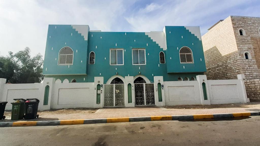 Villa airport road (UAE Abu Dhabi) - Booking.com