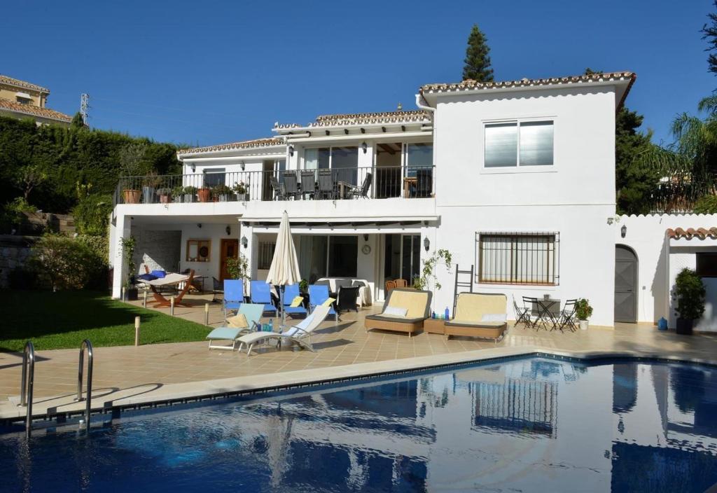 Casa Kasima for family gatherings, Cabopino (updated prices 2025)