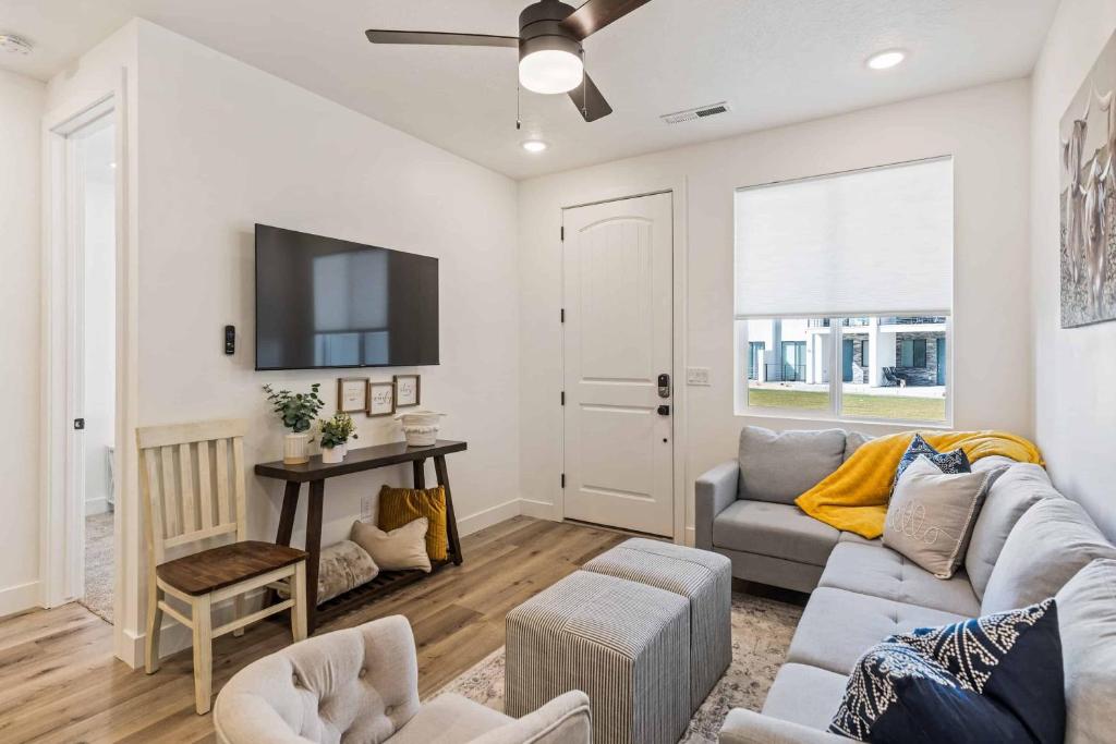 Adventures at the Cowabungalow #82 condo, St. George (updated prices 2026)