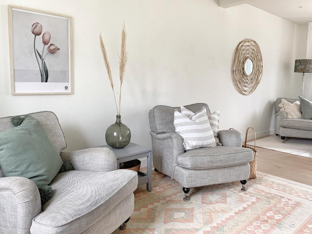 Boende med pool och tennisbana i familjevänligt område, Torekov ...