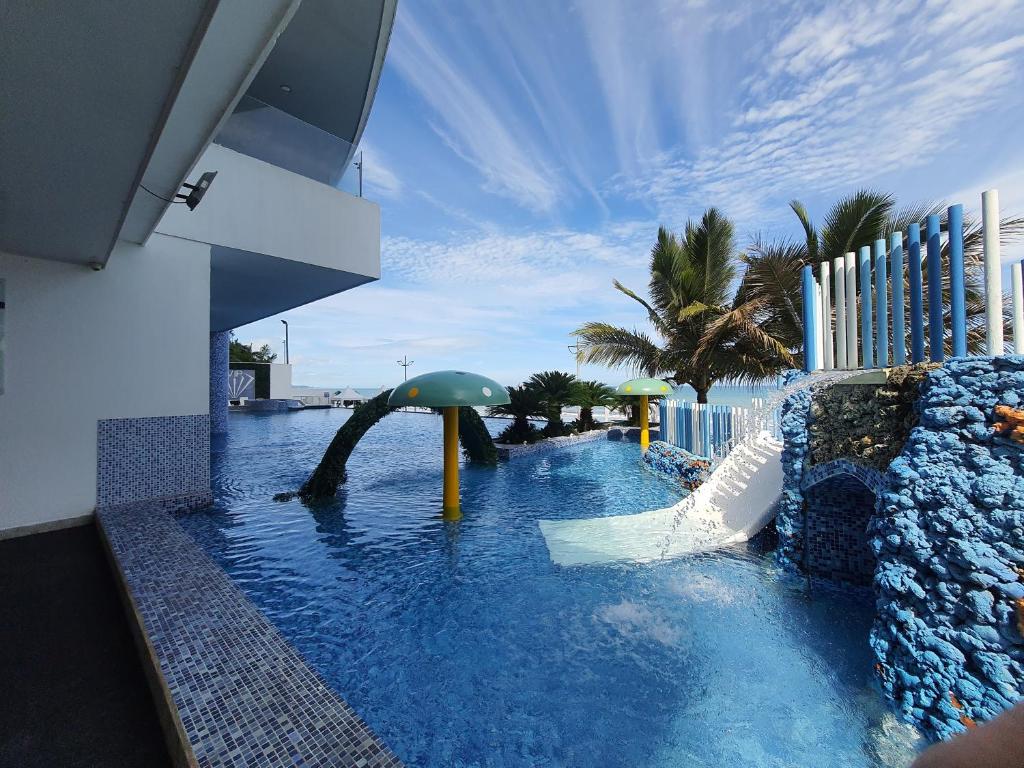 GRAND DIAMOND BEACH Tus vacaciones frente al mar, Tonsupa – Precios ...