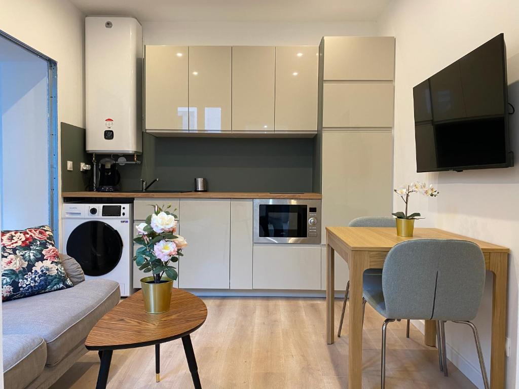 Studio 24m2 avec parking privé - Lycée Roosevelt - Arena - Gare, Reims ...