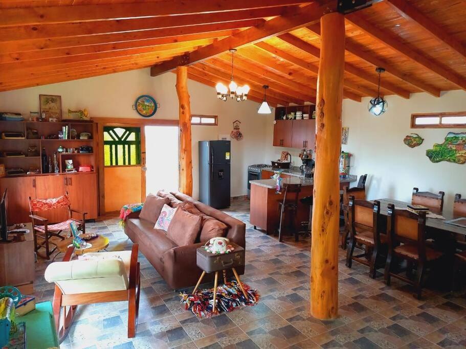 Calida casa campestre filandia qdio, Filandia (precios actualizados 2025)