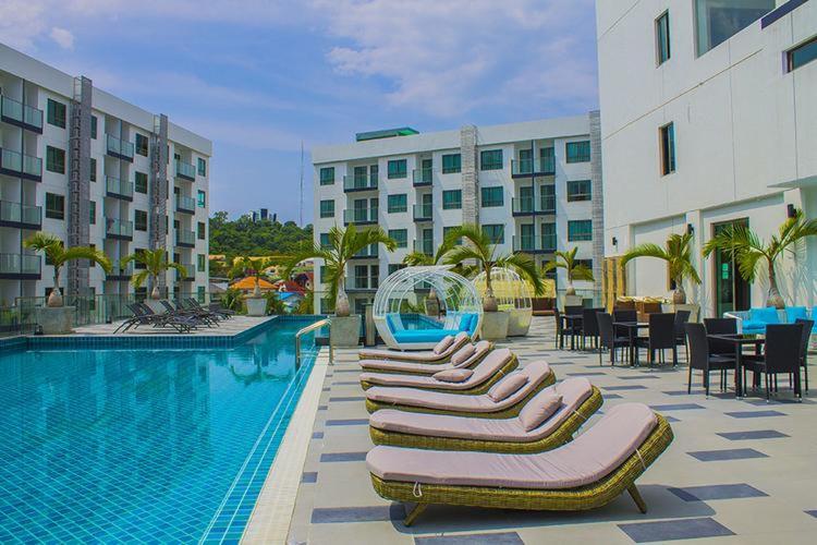 Arcadia Beach Resort Fantastic swimming pool, Pattaya South (updated ...