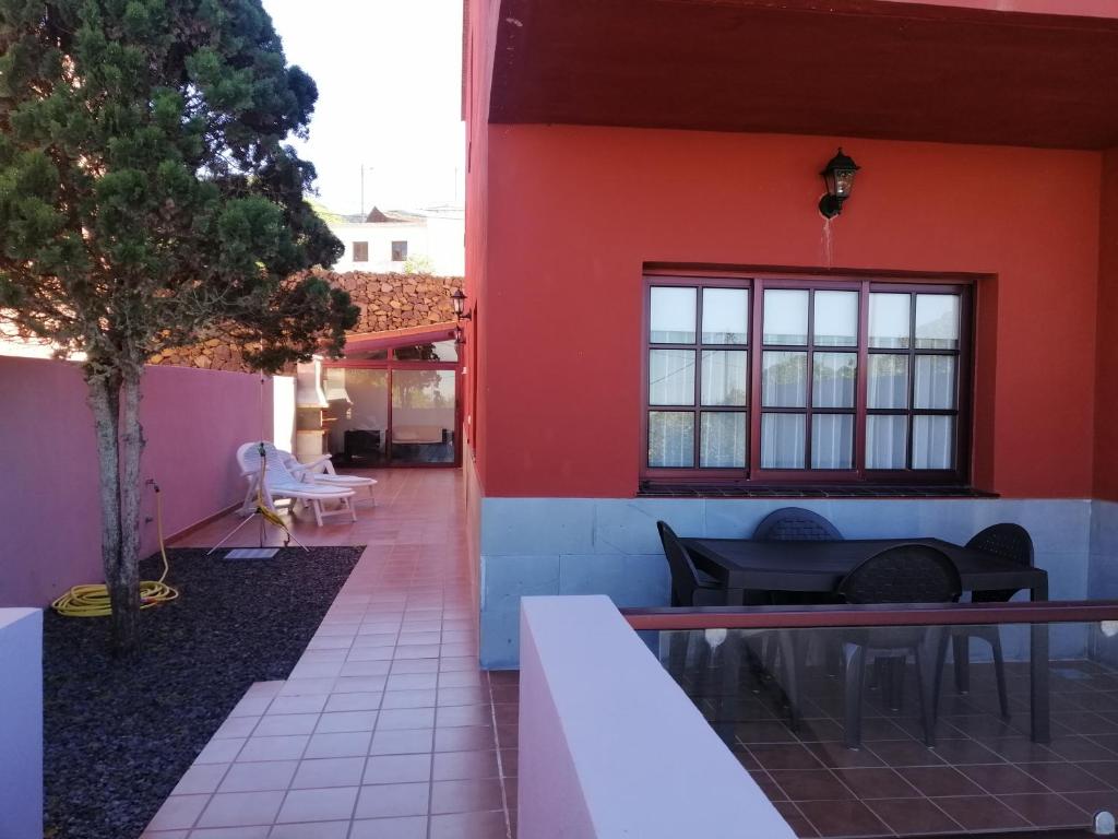 Idílico adosado en El Mocanal, Mocanal – Precios actualizados 2024