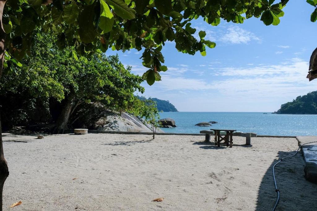 Pangkor Rimba Kem & D Senja Beach Resort, Kampung Teluk Nipah – Updated ...