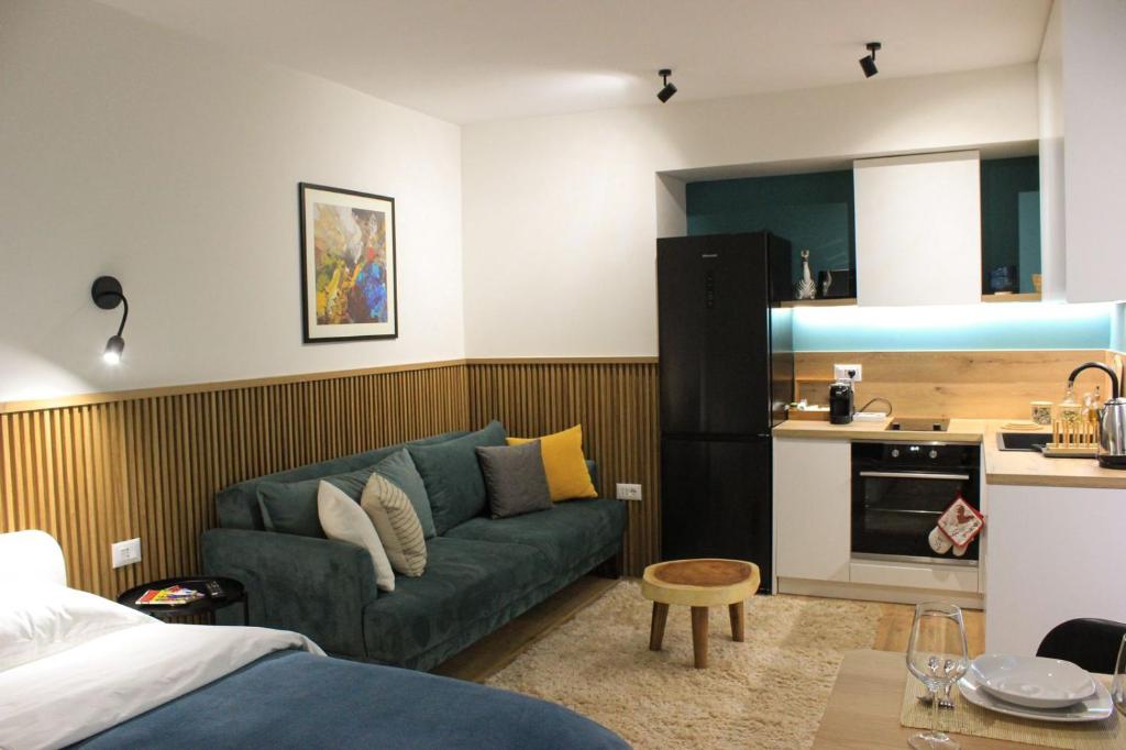 Studio in Tirana, Tirana (updated prices 2025)