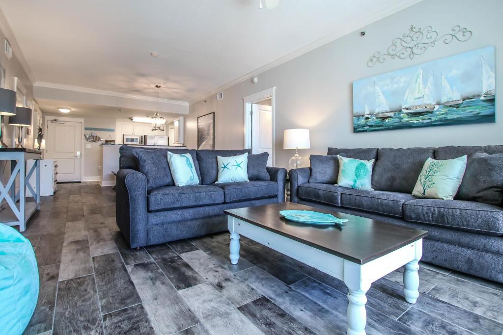 Chic Decor And Lofty Gulf Views Waterscape A509 Coastal, Fort Walton ...