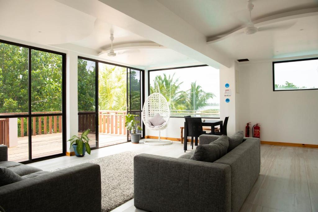 Kudhi Boli Beach House, Thulusdhoo (updated prices 2026)