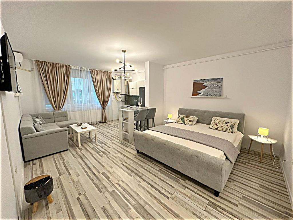 Sandside Studio, Mamaia Nord (अपडेट की गई कीमतें 2026)