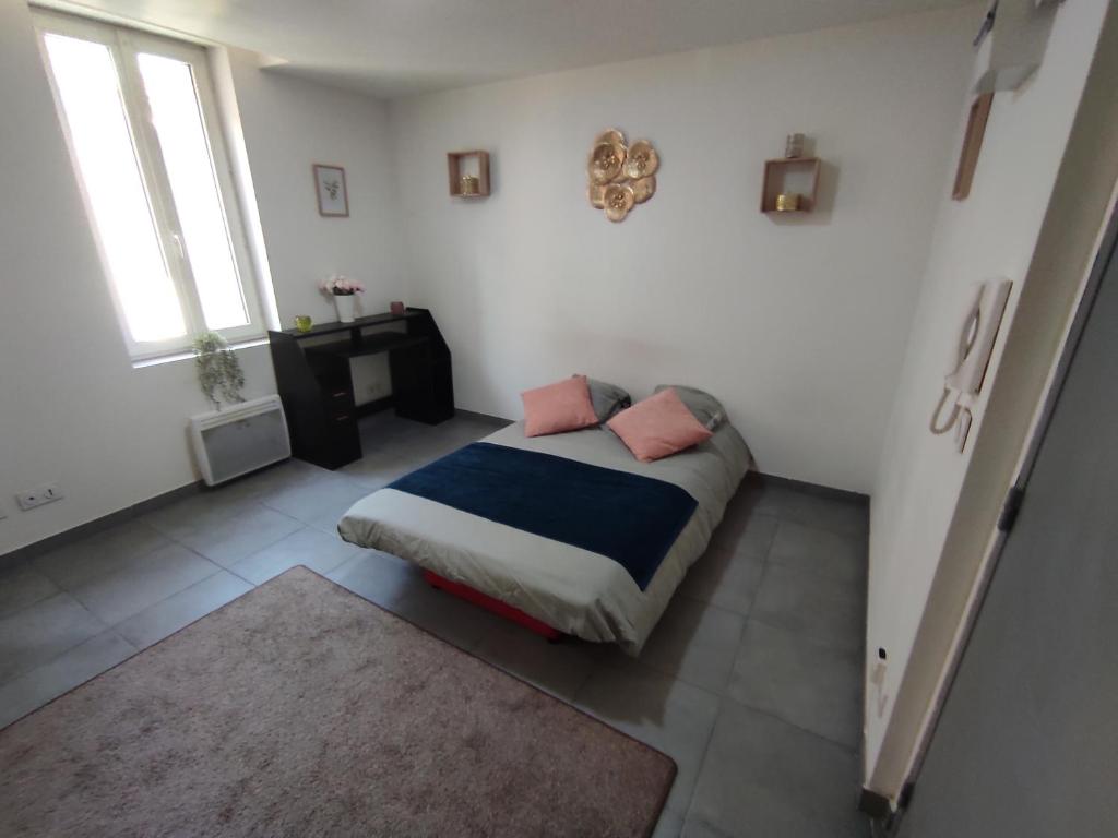 Studio Cosy, plein centre, Aubagne (updated prices 2025)