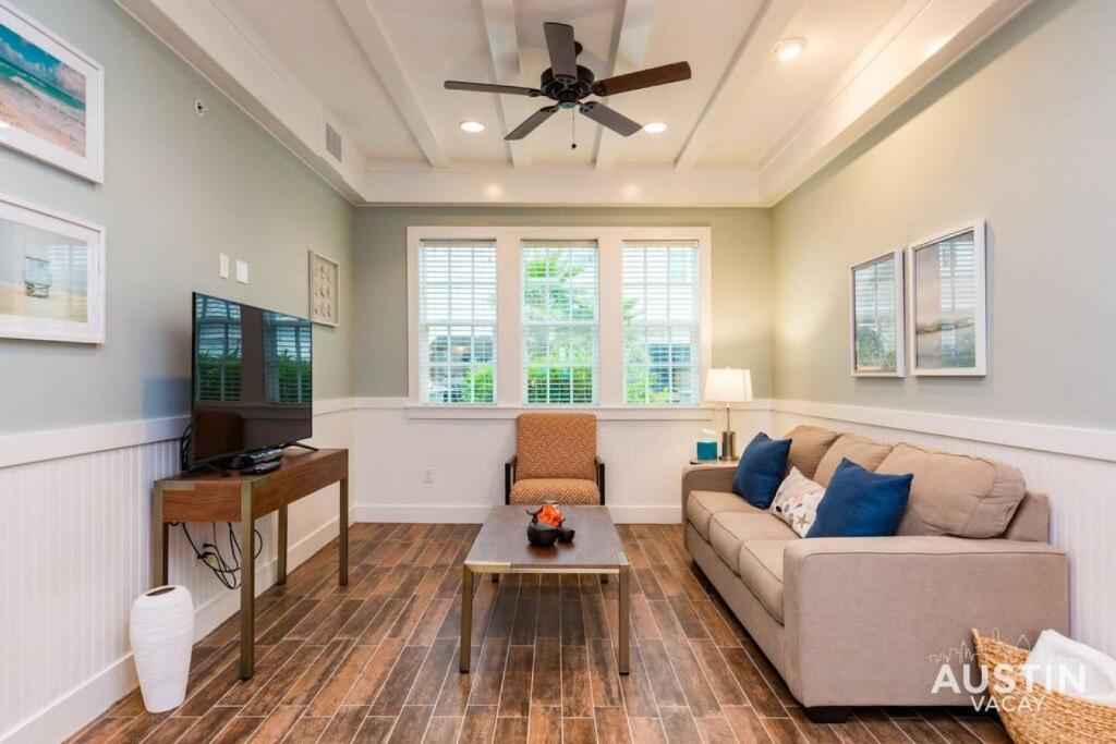 Walk to the Beach and Pool from Cinnamon Shore Oasis, Port Aransas ...