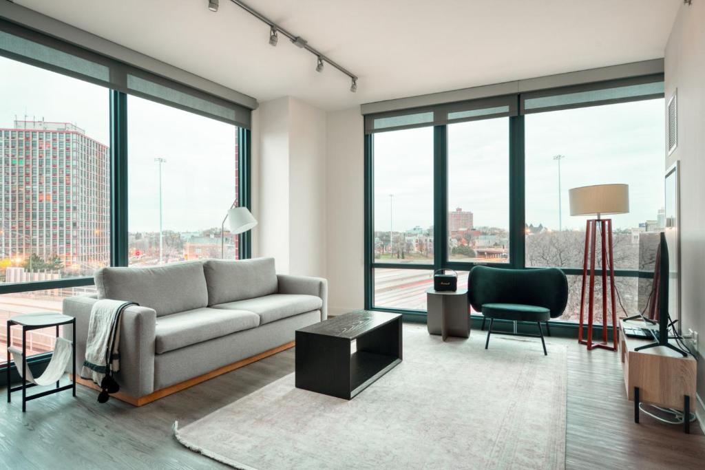 Apartamento River W 1BR w Rooftop Gym nr Blue Line CHI-678 (EE.UU ...