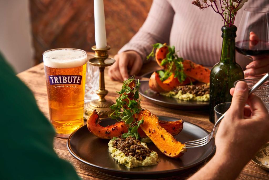 Harbour Inn, Porthleven (updated prices 2025)