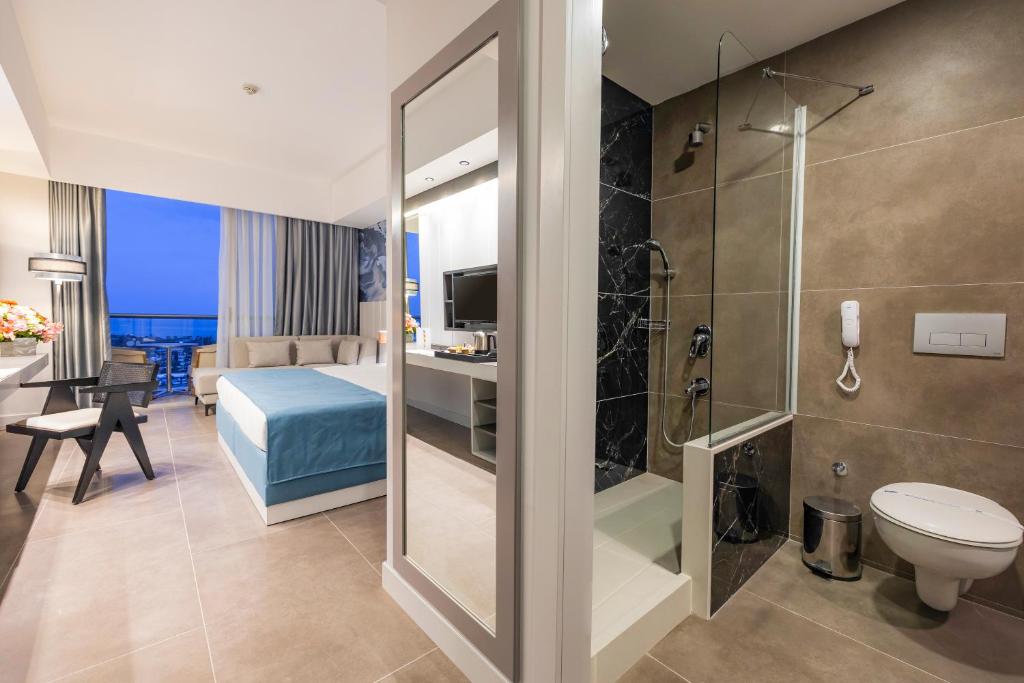 Crystal Centro Resort - Ultimate All Inclusive, Lara (updated prices 2025)