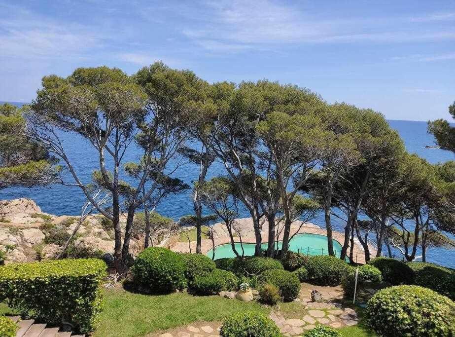 Holiday Dúplex Cap Sa Sal at the edge of the sea, Begur (tarifs ...