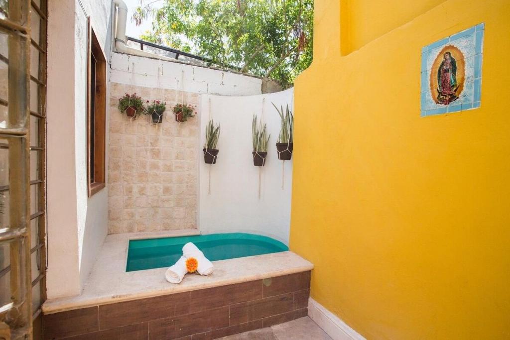 Casa Colonial Remodelada En El Barrio De Santa Ana, Mérida (updated ...