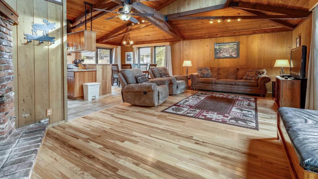 Puma - 10, Sunriver (updated prices 2025)