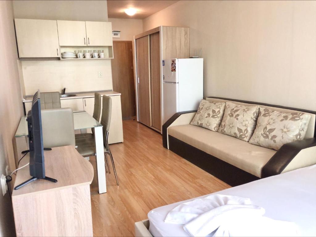 Gerber 2 - Menada Apartments, Sunny Beach – Updated 2023 Prices