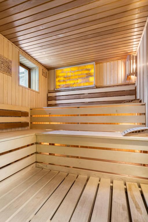 Willa pod Warszawą & SPA & Grota Solna, Rybie (updated prices 2025)