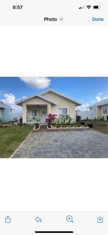 Starr & Adams Caribbean Oasis, Point (precios actualizados 2024)