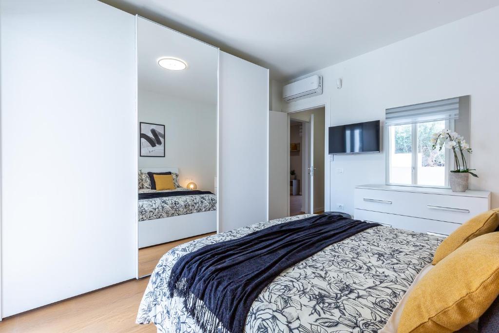 Colombo Palace - viale colombo 358, Quartu SantʼElena (updated prices 2025)