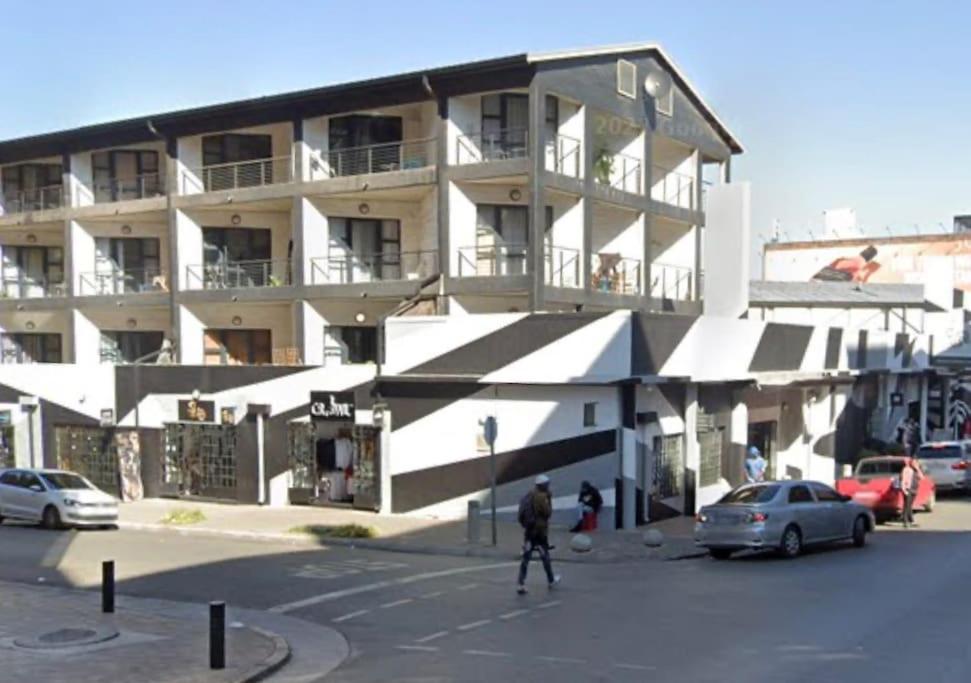 Cozy Craftmans Ship, Maboneng, Johannesburgo – Precios actualizados 2023