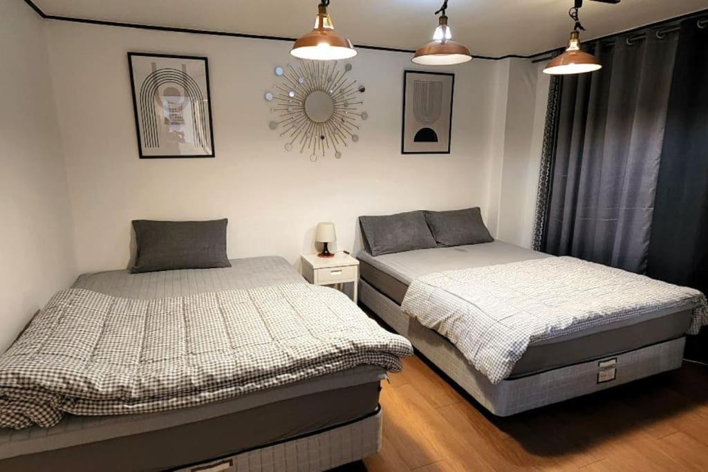 Apartment Hongdae Yeontral Park K-1 Exit 7 8min, Seoul, South Korea ...