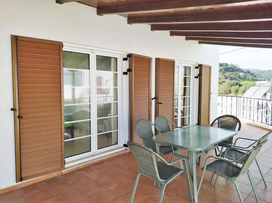 SKYROS BnB, ALEXANDRA, 1 min walk to Magazia beach, Скирос (актуальные ...